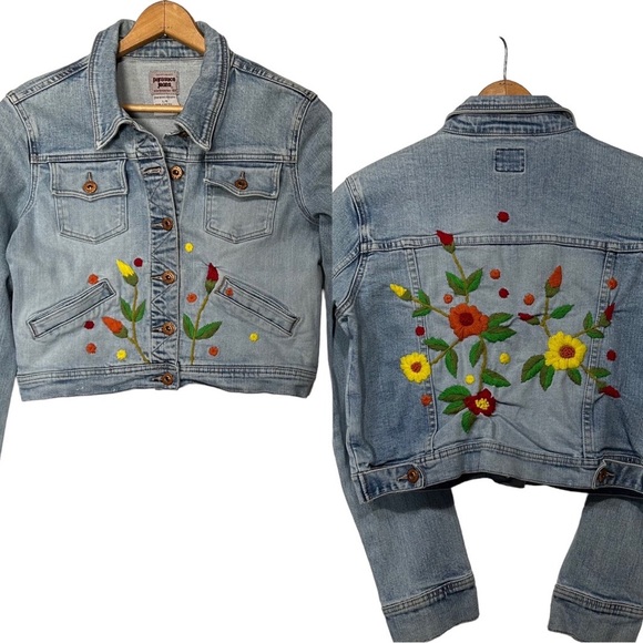 Parasuco | Jackets & Coats | Parasuco Denim Jacket Cropped Floral ...